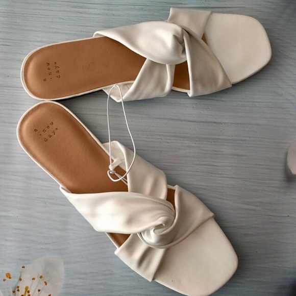 Shoes | White Flats | Poshmark